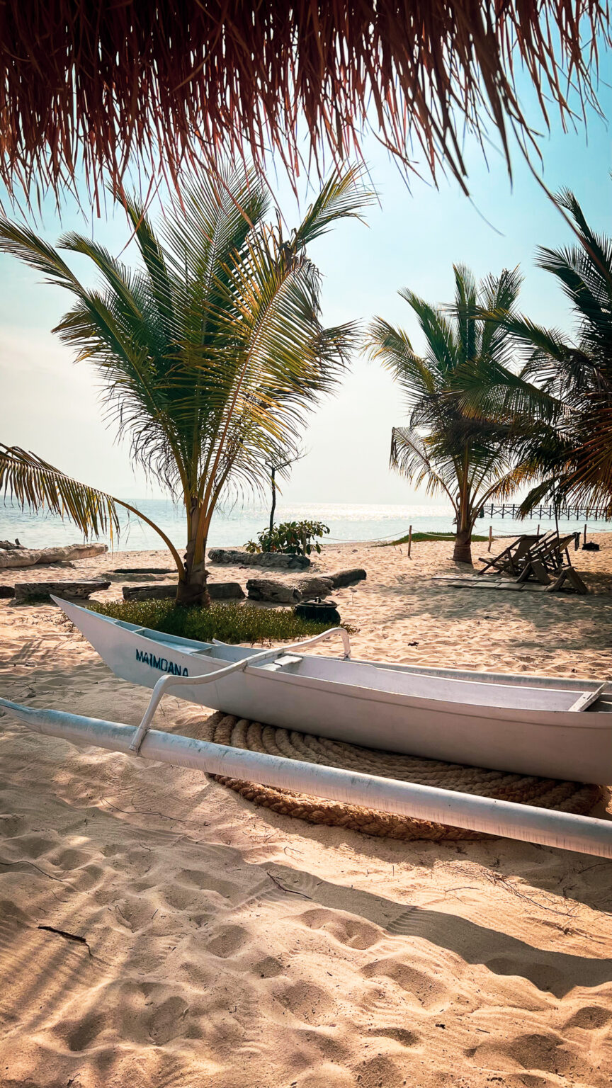 Le Pirate Island - übernachte auf einer einsamen Insel im Komodo ...